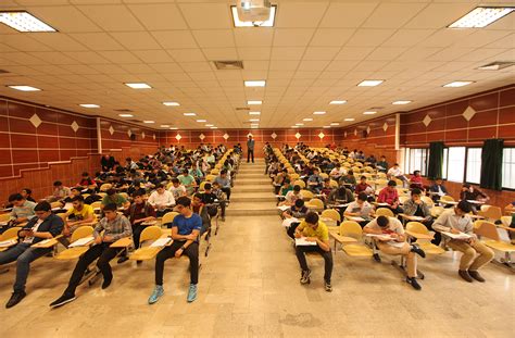 مدرسه شاد دانش آموز توانمند، زیرنظر دکتر محمدرضا ذاکر ،دبیرستان هوشمند