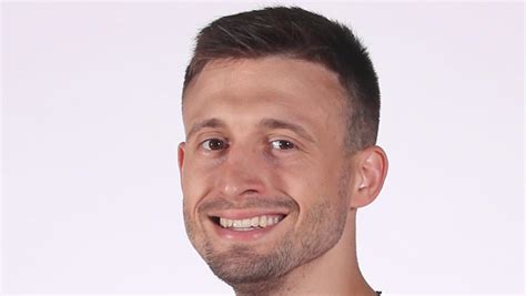 MoĆni Aleksa AvramoviĆ Gotovo Perfektna Partija Bivšeg Košarkaša Partizana