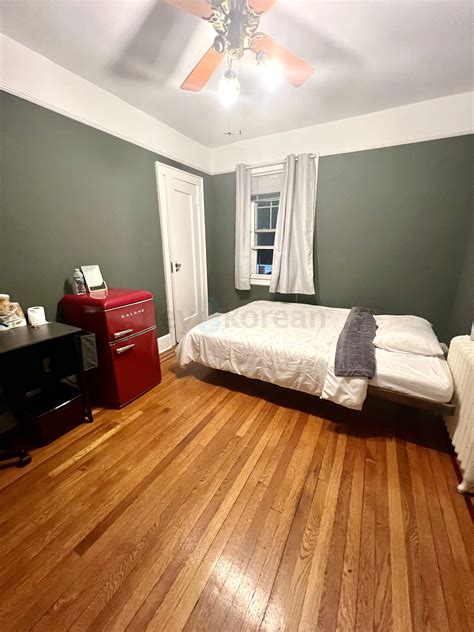 퀸즈 서블렛 있어요 5월 15일 ~~ 10월24일