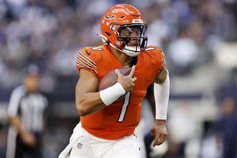 Justin Fields 2023 Season Outlook Can The Bears Qb Throw For 4000