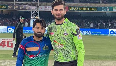 رضوان نے اپنی جرسی پر ٹیپ لگا کر میچ کیوں کھیلا؟