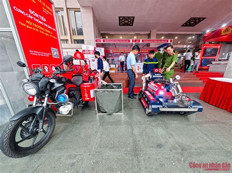 Ngắm Môtô Robot Chữa Cháy Cứu Nạn “made In Việt Nam” Báo Công An Nhân Dân điện Tử