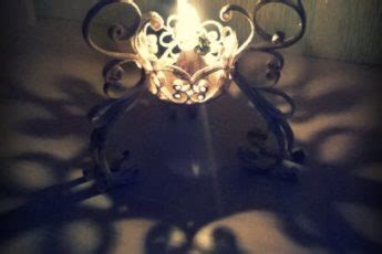 Подсвечник "Белый завиток".