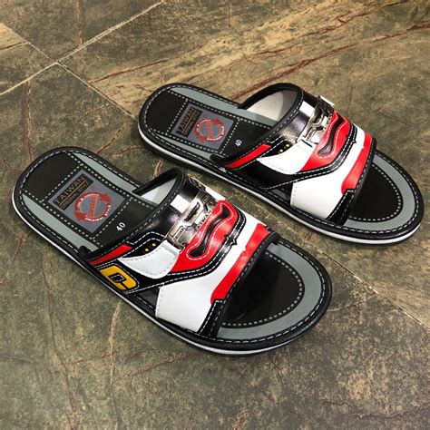 Mixstar รองเท้าแตะแบบสวม รองเท้าตุ่มกันลื่น คละสี 1คู่ Plus Shoes Thaipick