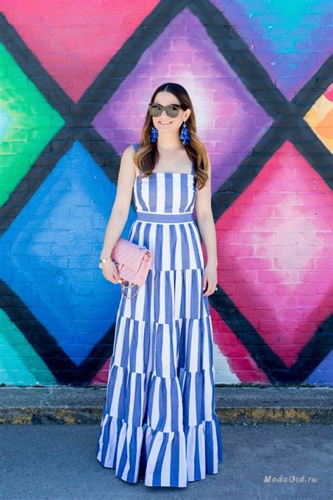 2017 წლის ზაფხულის მოდური კაბები