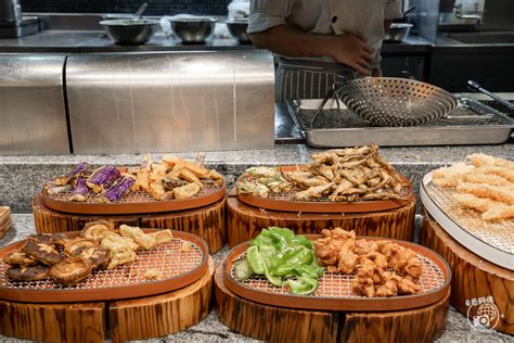 台中超狂吃到飽餐廳！200多種餐點任你吃～ 熱血台中