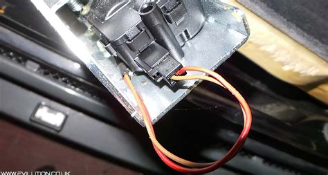 Roadster Boot Catch Removal Evilution