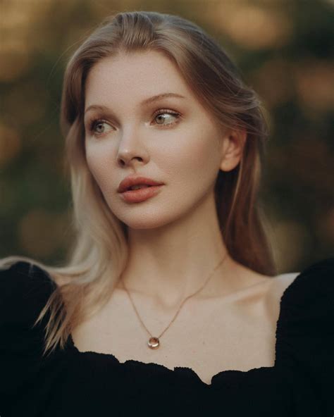 Dora Yoders Instagram Twitter And Facebook On Idcrawl