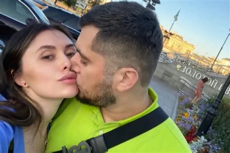 Кто такой Паша Техник песни жена шоу где сейчас