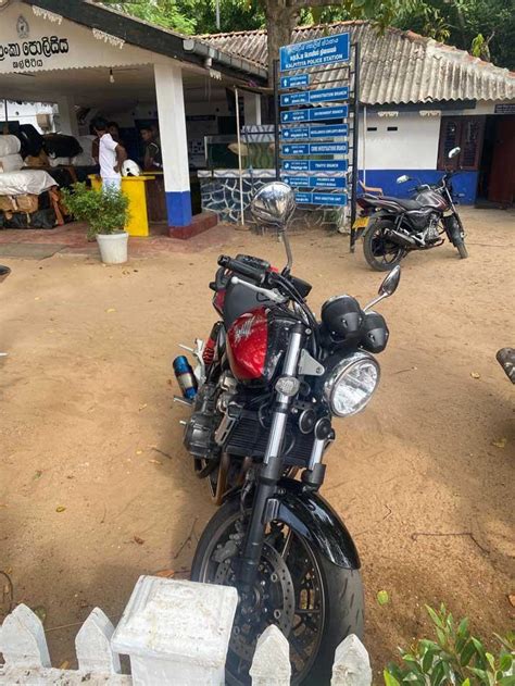 හොර පාරින් ගෙනාපු අධිබල යතුරු පැදි තලවිලින් අල්ලයි Ada Online