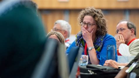 Anglican Church Rejects Same Sex Marriage Approvals In Vote Cbc News