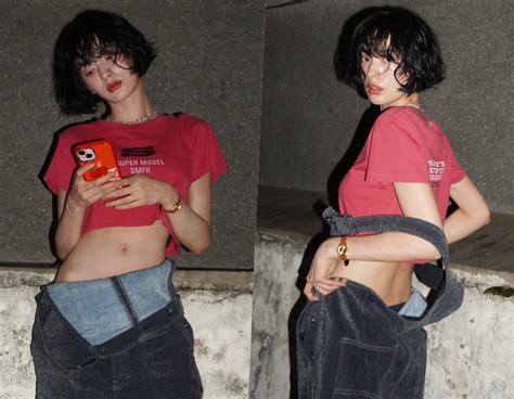 나나 골반 뼈 보이도록 바지 내린 충격 비주얼…팬티까지 보이는 듯