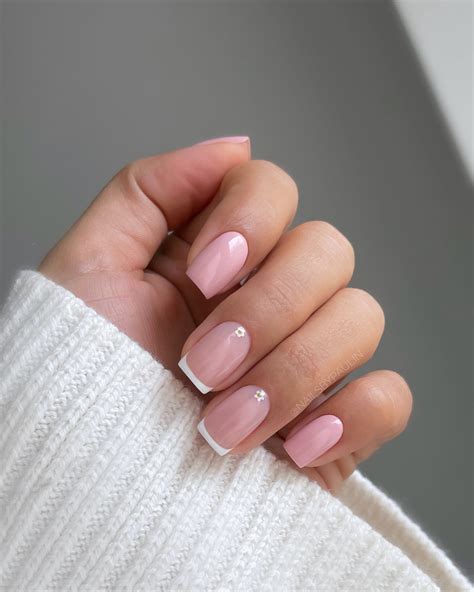 22 Stylish Plain Summer Nail Designs 2024 Drexplains