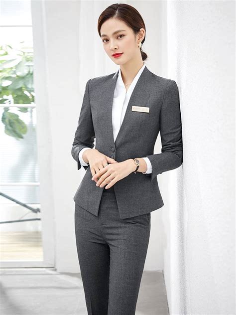 工装裤配什么鞋子好看 休闲 场合 运动鞋