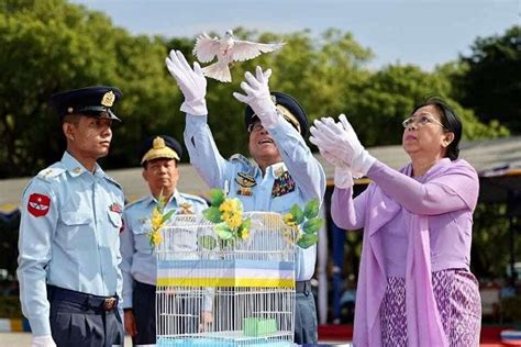 တောင်ကုတ် စကခ ကျသွားပြီဖြစ်၍ Ayeyarwaddy Times