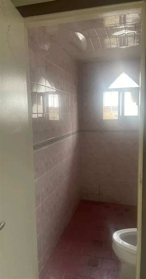 별점 10개드리고싶습니다 난이도 최상인 환경임에도 불구하고 주방까지 이틀만에 깔끔하고 빠르고 확실하게 작업해주시고 마무리까지