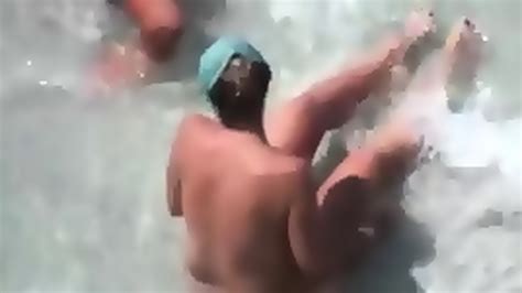 Beach Handjobs Eporner