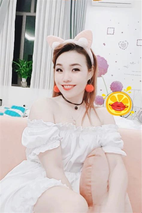 Love Mee Cam Model Free Live Sex Show And Chat Stripchat