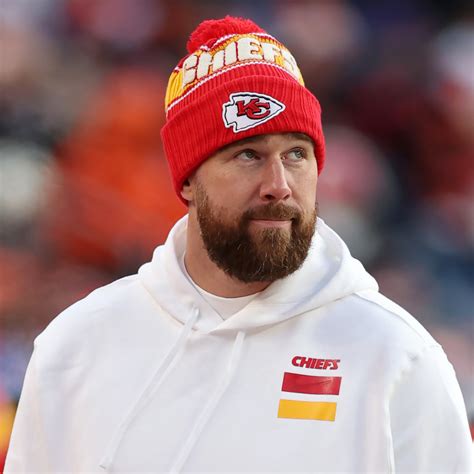 Breaking Taylor Swift Has Convinced Travis Kelce To Retire Is This The End Of His Nfl Career