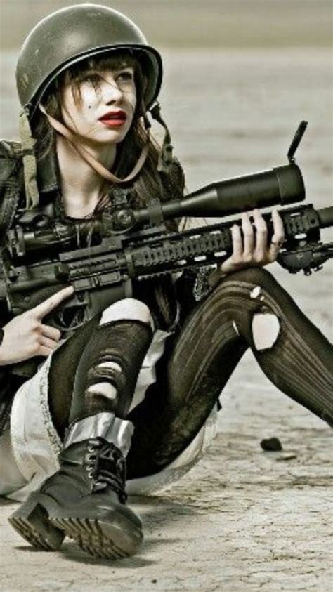 Pin By Abel Reynoso Police And Military On Gunfighter Women Warrior Woman Girl Guns Military