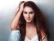 Vaani Kapoor Nude Pics Videos Sex Tape