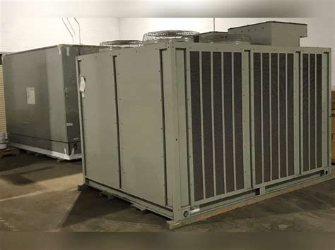 2014 Trane 50 Ton Commercial Self Contained Intellipak Signature Series Air Conditioning Unit