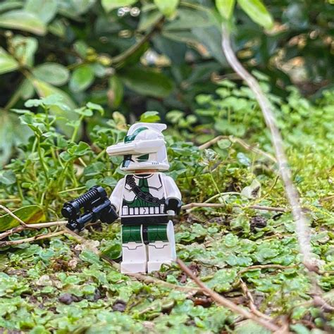 Clone Trooper Commander Elite 41st Corps With Macrobinoculars Sw0380
