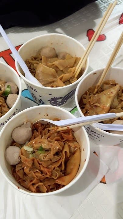 Makan Mie Uena Bareng Bestie Reels Kuliner Mie Food Youtube