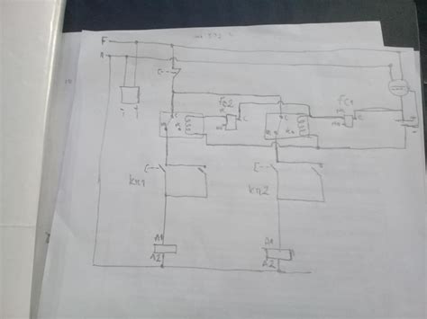 Ingnova Dibujando Diseñando Trabajando Circuitos Y