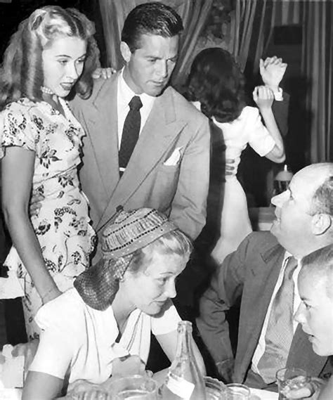 Veronica Lake Veronica Lake Lake Photos Classic Hollywood