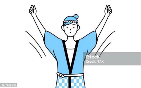 여름 축제를 위해 해피 코트를 입은 여자가 라디오 체조를 하고 사고 예방을 위한 준비를 한다 Awa Dance Festival에