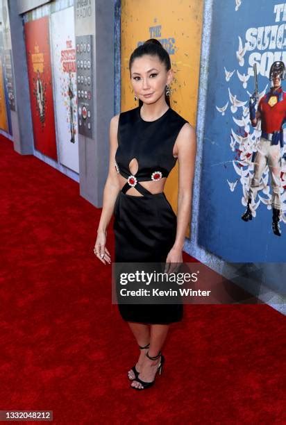 1 470 Kimiko Glenn Photos And High Res Pictures Getty Images