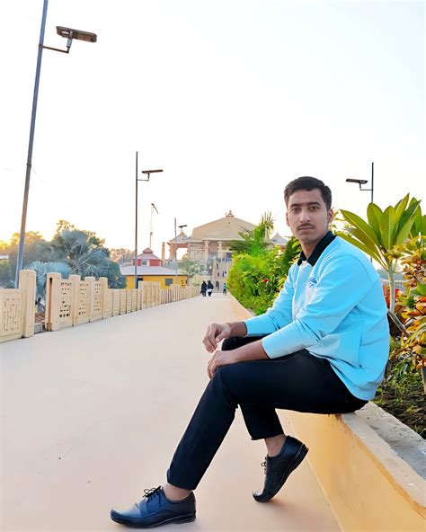 ajay pandit दम status में नहीं दम जिगर में होना चाहिए मेरे भाई 🦅🦁🤘जिदंगी अपनी है तो अंदाज