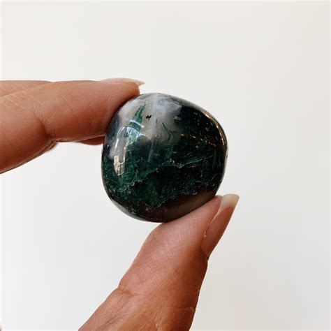 Moss Agate Meaning Properties And Benefits Almanac Supply Co
