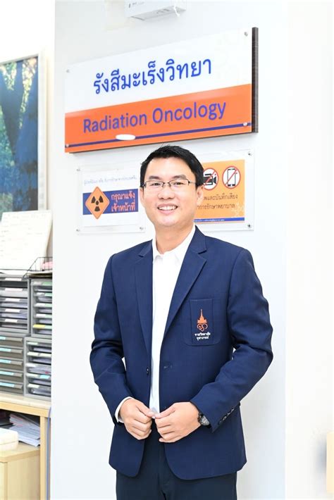 ผู้หญิง วิทยาลัยแพทยศาสตร์ศรีสวางควัฒน ราชวิทยาลัยจุฬาภรณ์ โชว์ศักยภาพ เร่งปั้น นักฟิสิกส์