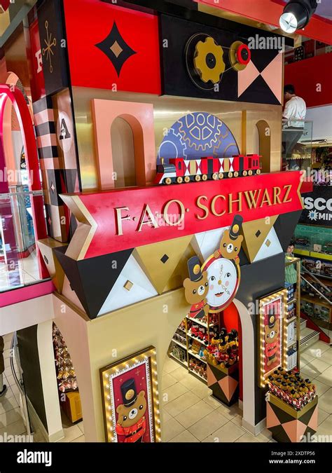 Fao Schwarz Is A Famous Toy Store Located In 30 Rockefeller Center New