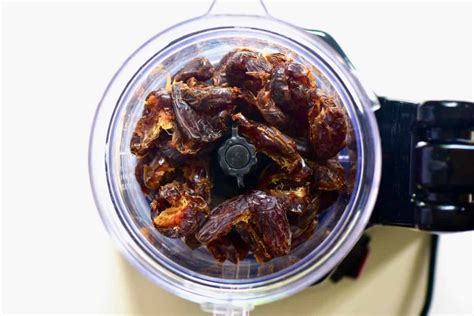 How To Make Date Paste In Blender Storables