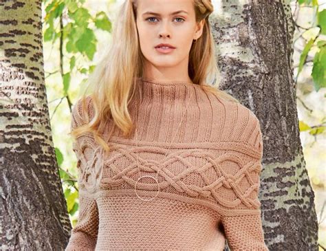 Схема и описание вязания на спицах свитера с поперечной кокеткой из «кос из журнала «verena №4