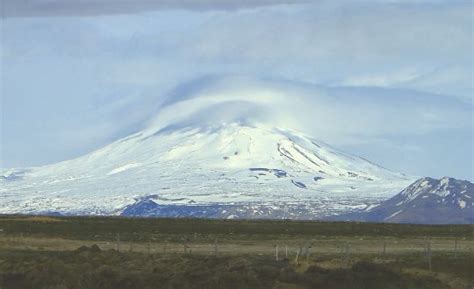 What To See In Hekla And Landmannalaugar Iceland Tours