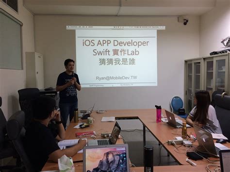 行動開發學院 Swift 實作lab Ios App開發週日實作班，一邊動手做，一邊熟悉swift語法！