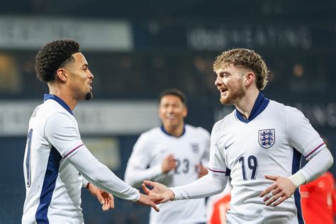 Liverpools Harvey Elliott And Declan Rice React After Seeing What