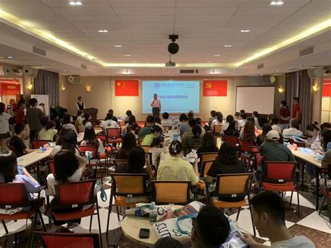 外国语学院举办2023年校友返校日暨就业交流促进会