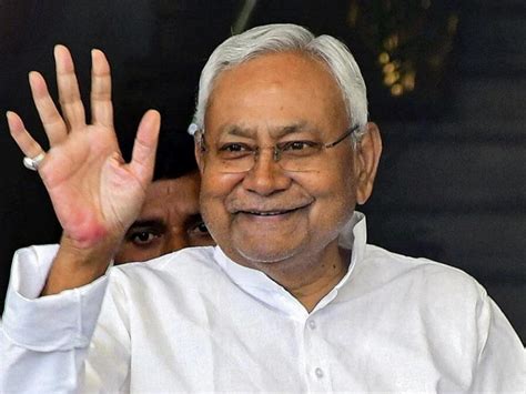 Bihar Cm Nitish Kumar To Tender Resignation By Sunday Morning Report
