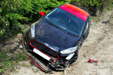 Download Dirt Road Car Accident Wallpaper
