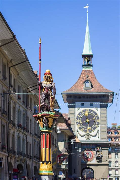 Zytglogge 거리 풍경 건물 건축 고딕 스타일 관광 관광 명소 구시가지 낮 도시 거리 도시 풍경 도시의