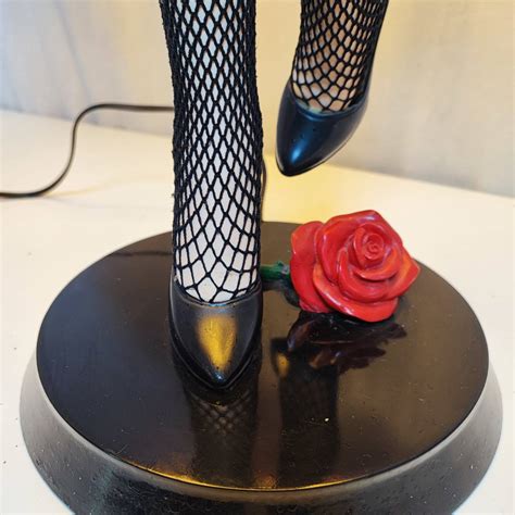 雑貨 品 アンティーク Sexy Leg Lamp セクシーレッグランプ 脚フェチ パンスト 網タイツナイトスタンド｜売買された