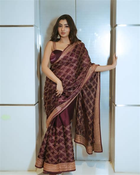 Simran Kamra Simmikamraaaa • Instagram Photos And Videos