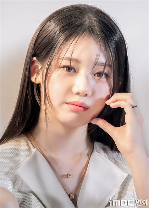 [포토] 베이비몬스터 로라 안녕하세요