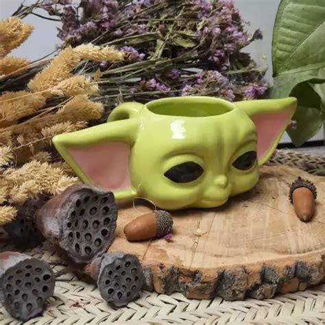 خرید و قیمت ماگ بی بی یودا از غرفه محصولات سرامیکی میرزا