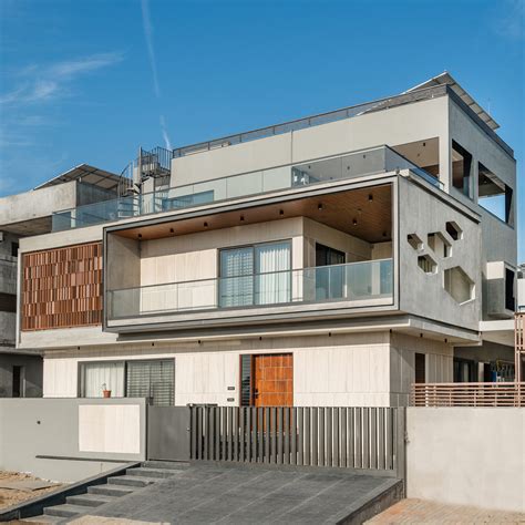 Cube House Increation Associates